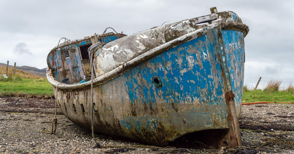 100 photos of Abandoned Fishing Boats – Fotoref