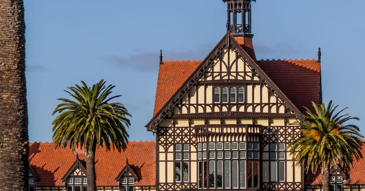443 photos of Colonial Elizabethan Bathhouse – Fotoref