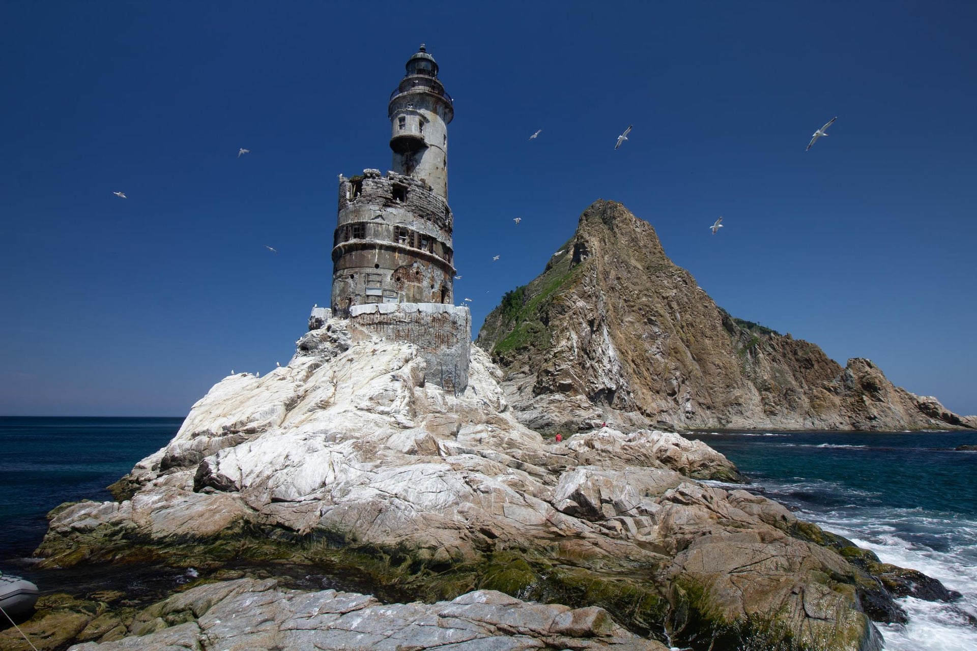 214 photos of Abandoned Nuclear Lighthouse – Fotoref