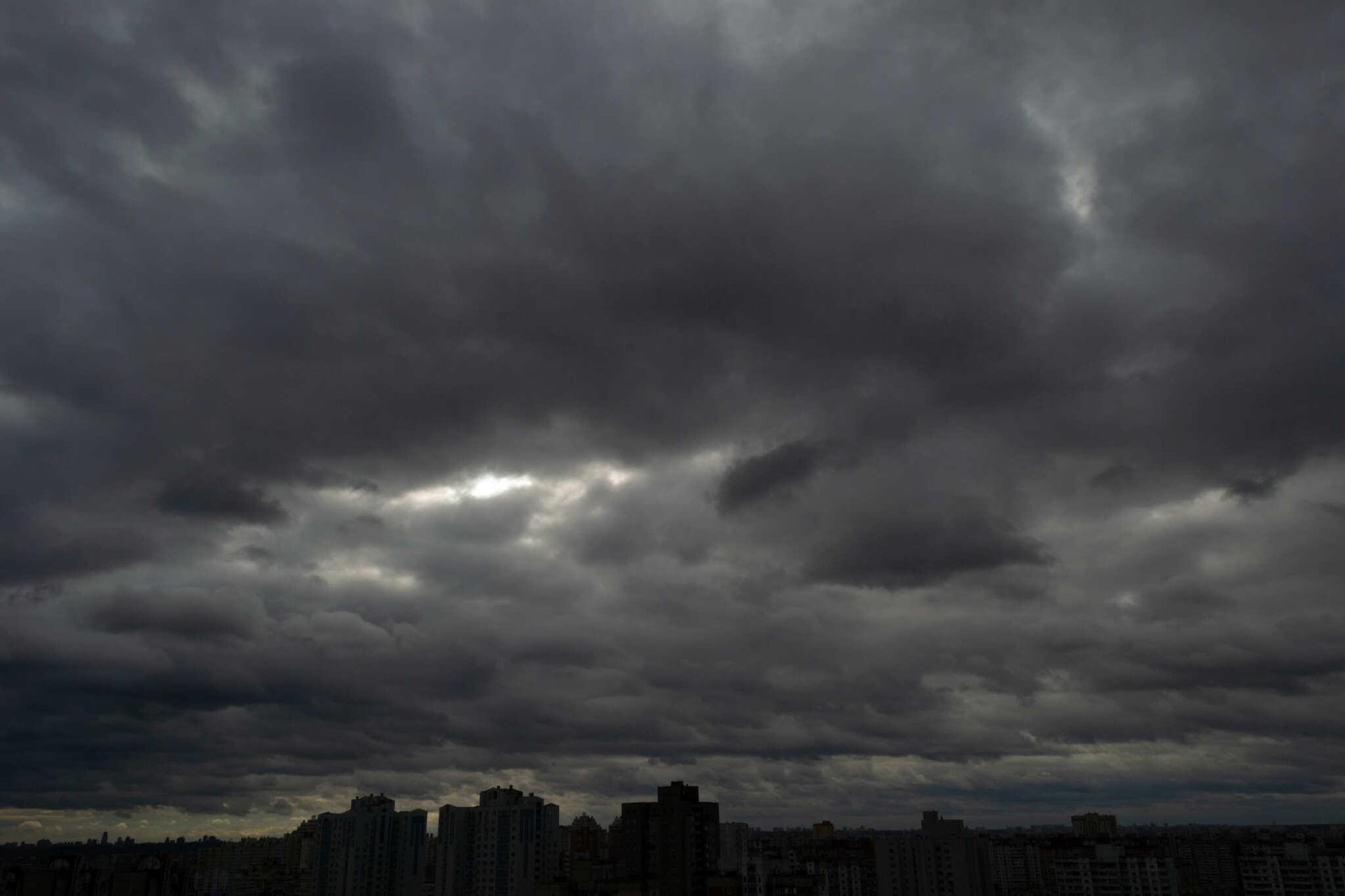 216 photos of Overcast Skies – Fotoref