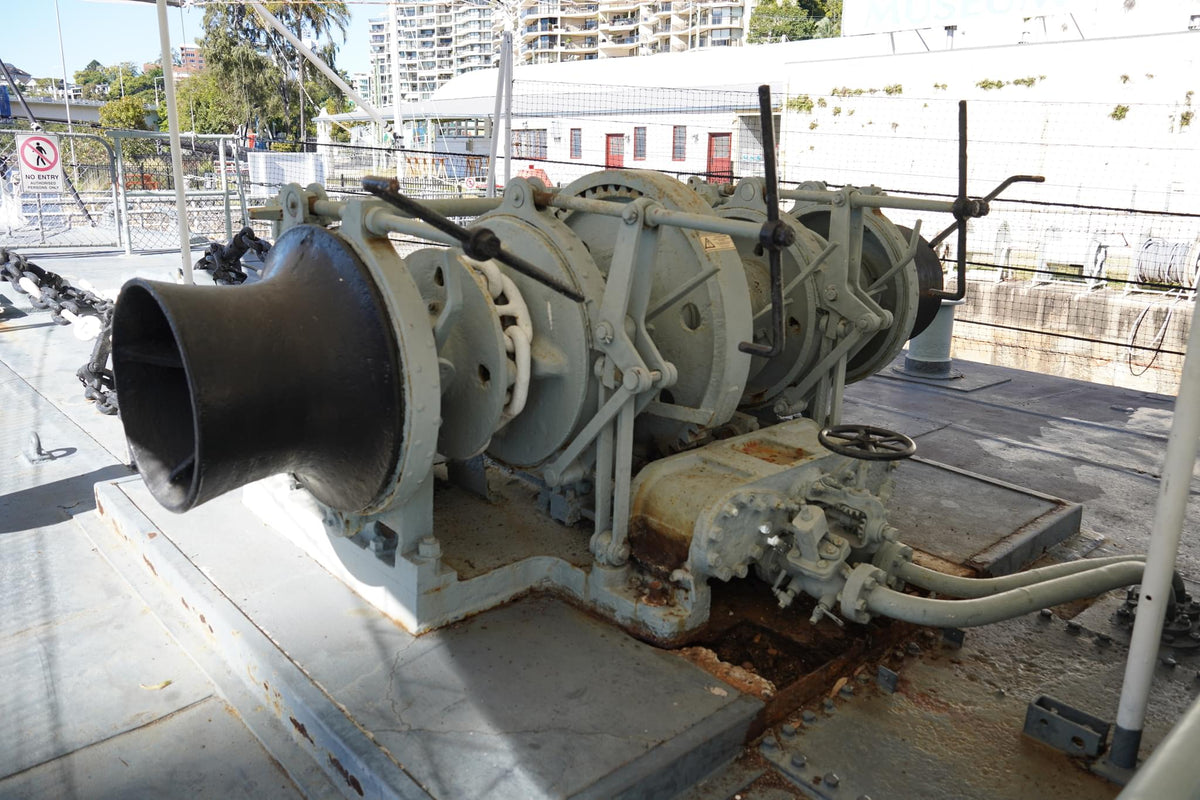 680 photos of WWII Navy Frigate in Dry Dock – Fotoref