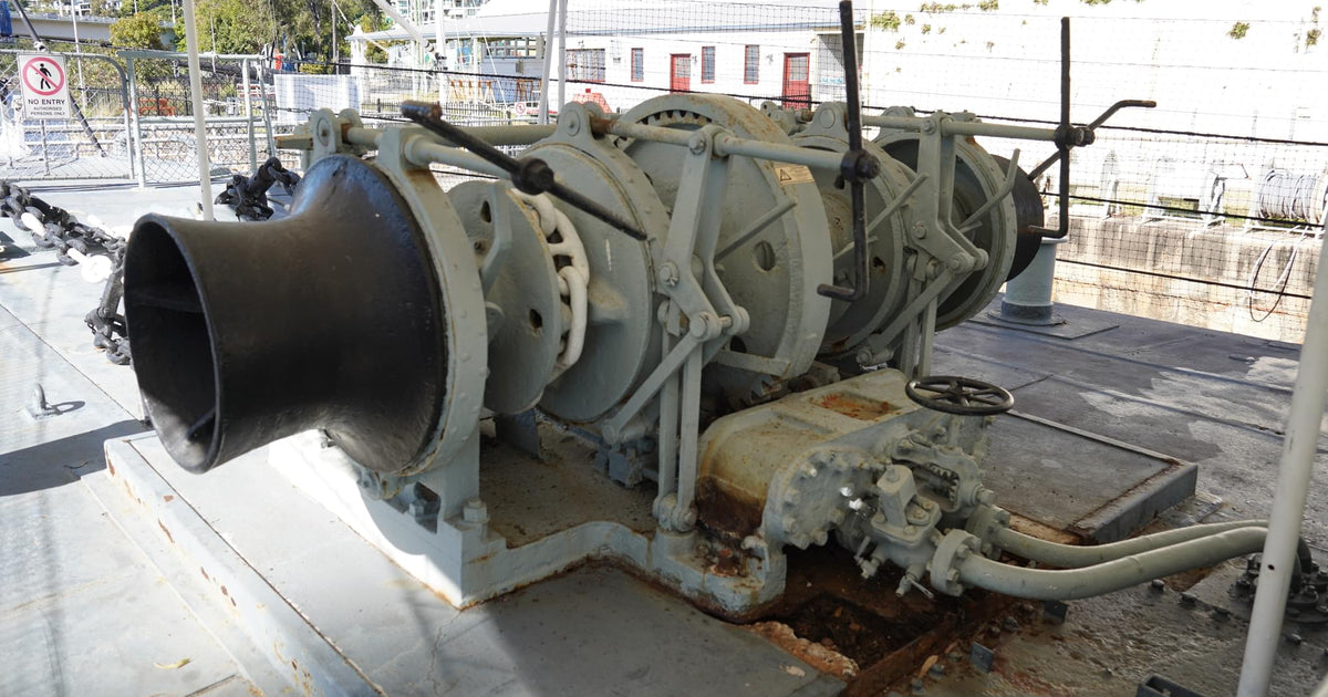 680 photos of WWII Navy Frigate in Dry Dock – Fotoref
