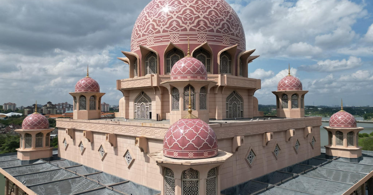 181 photos of Big Pink-Domed Mosque – Fotoref
