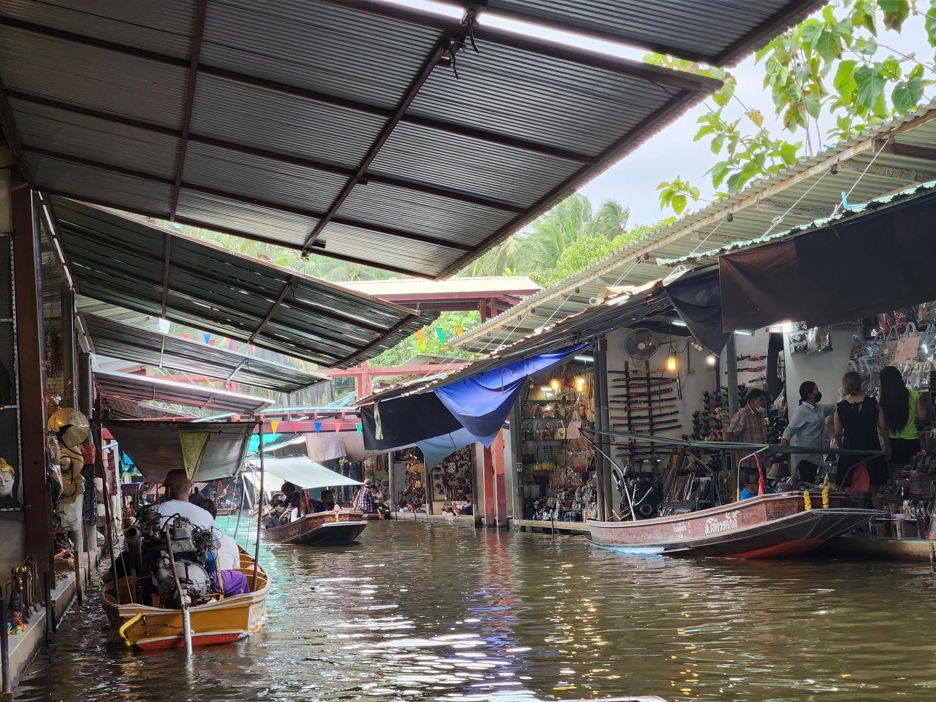 213 photos of Asian Floating Market – Fotoref