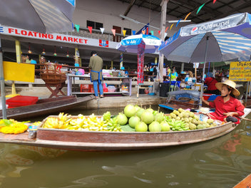 213 photos of Asian Floating Market – Fotoref
