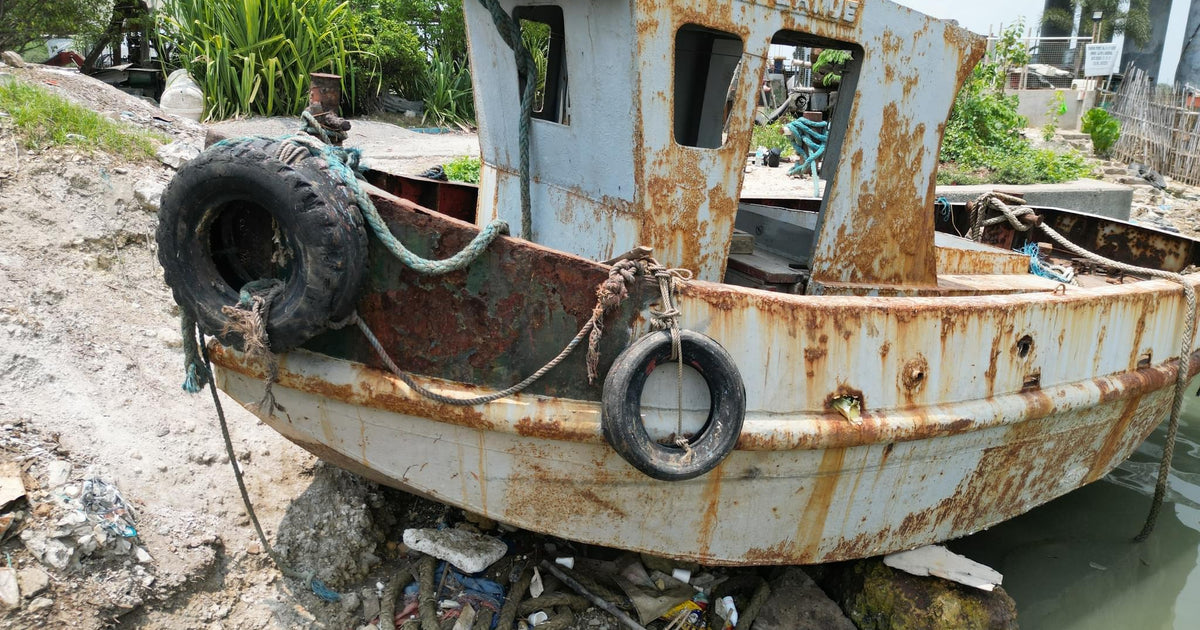 96 photos of Tiny Rusty Boat – Fotoref