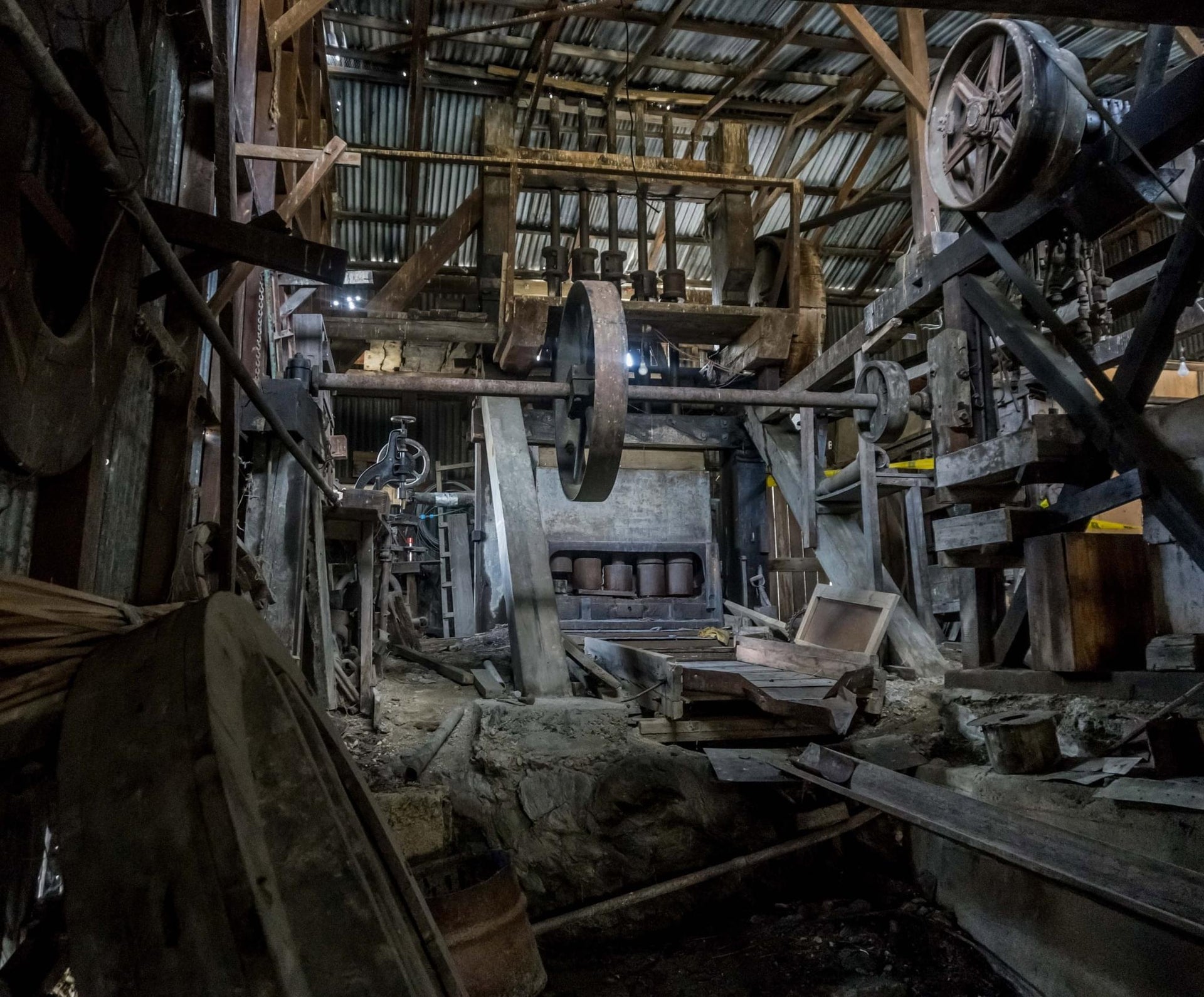 423 photos of Gold Mine Battery – Fotoref