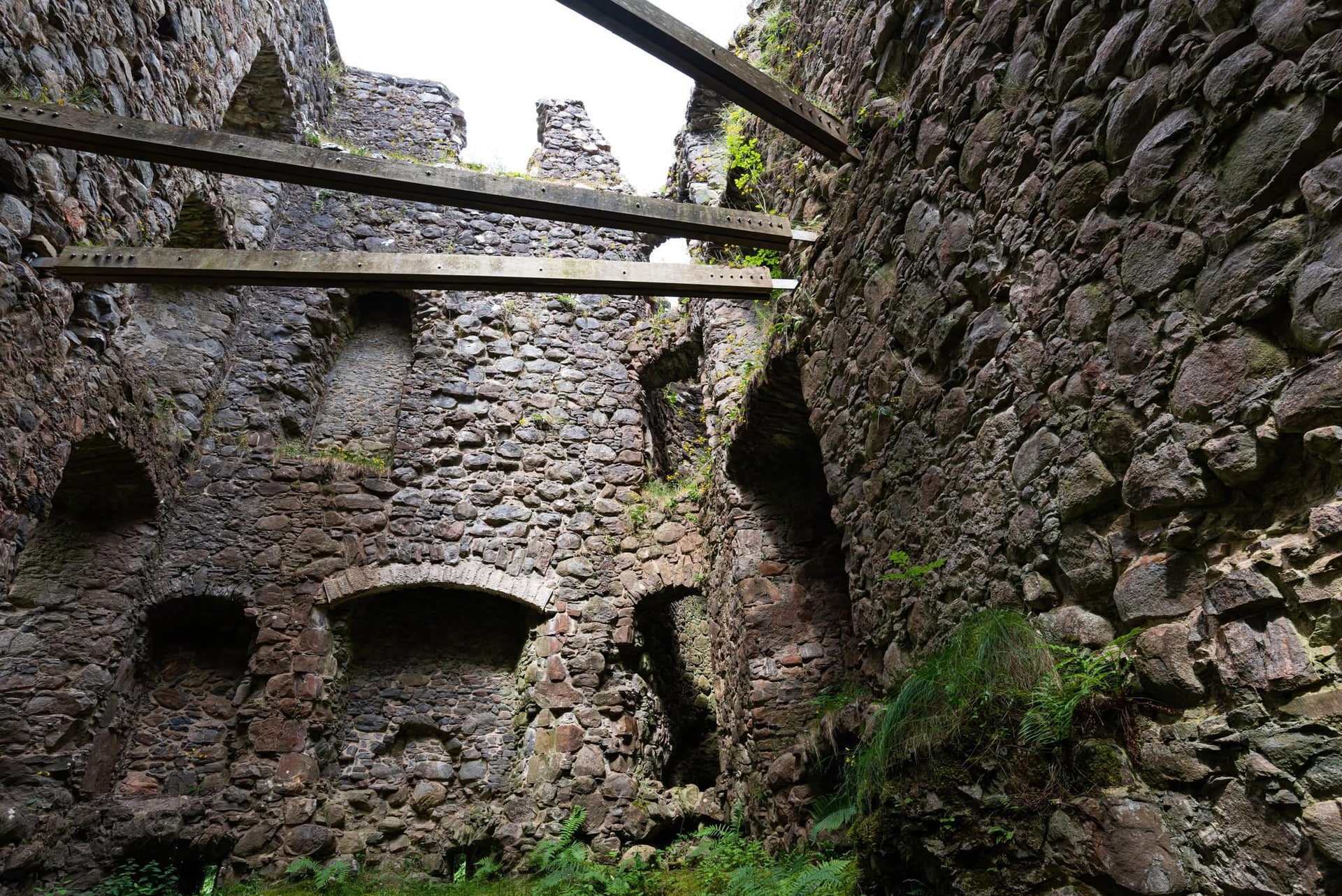 74 photos of Castle Ruins and Bridge – Fotoref