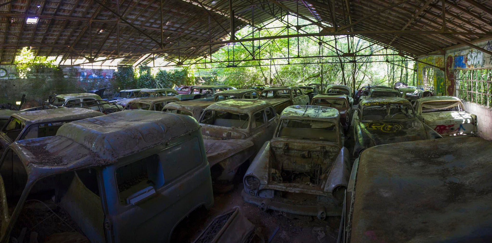 166 photos of Car Cemetery – Fotoref