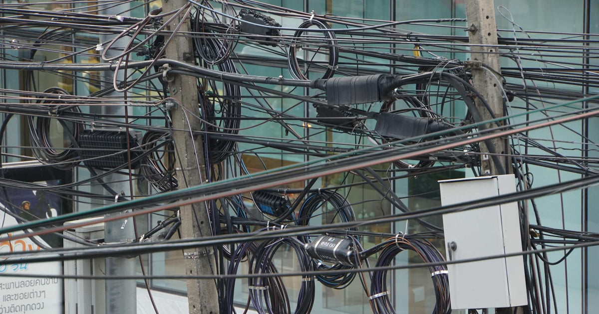 84 photos of Street Wires – Fotoref