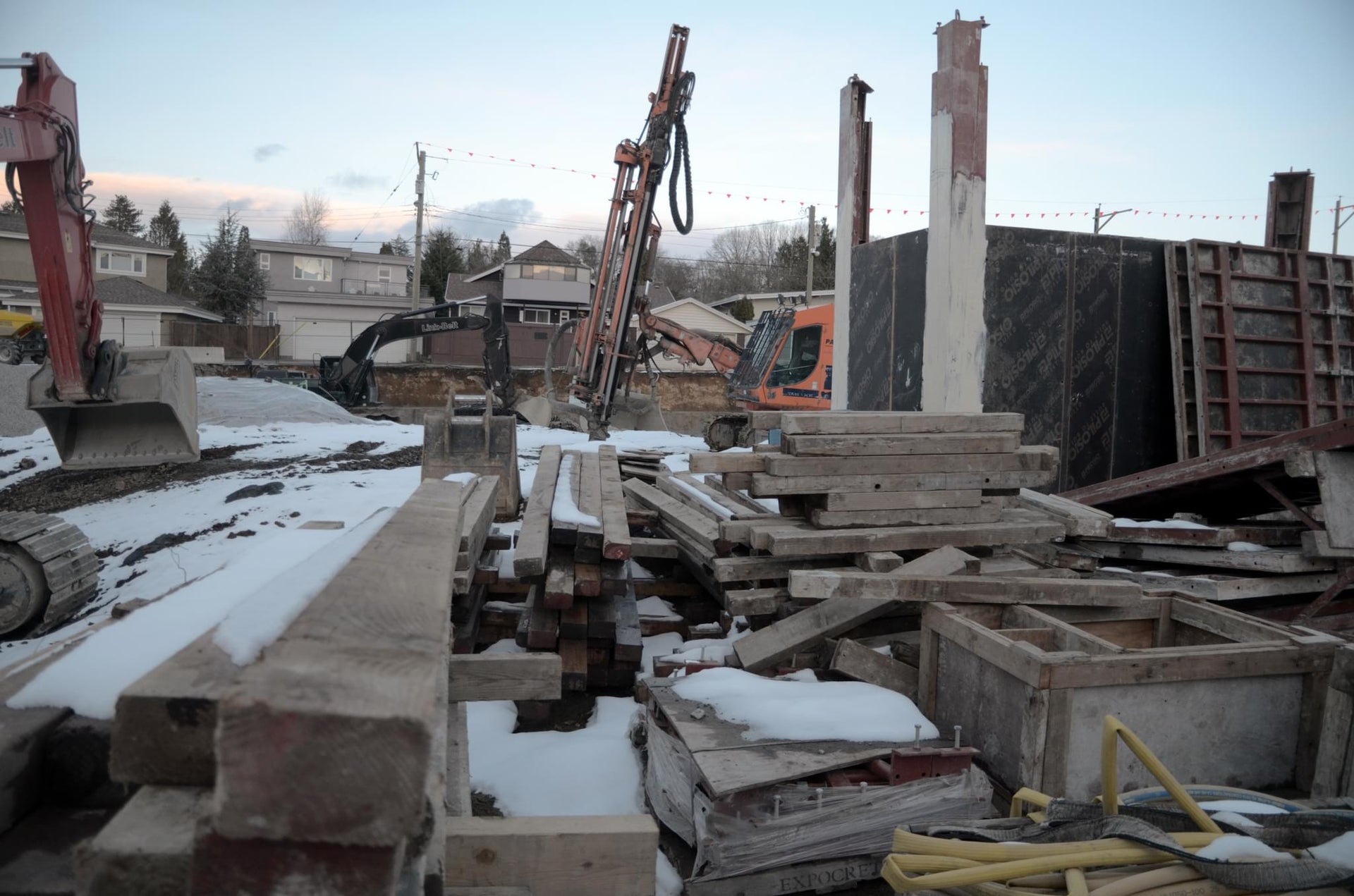 103 photos of Small Construction Site In Snow – Fotoref