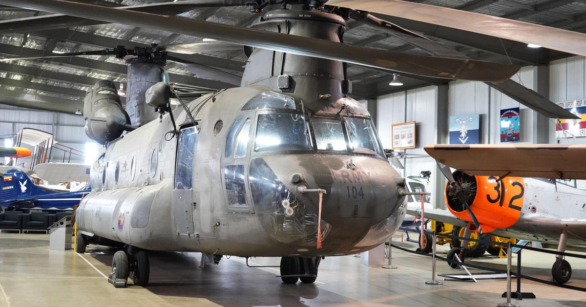 269 photos of Chinook CH-47 Exterion and Interior – Fotoref
