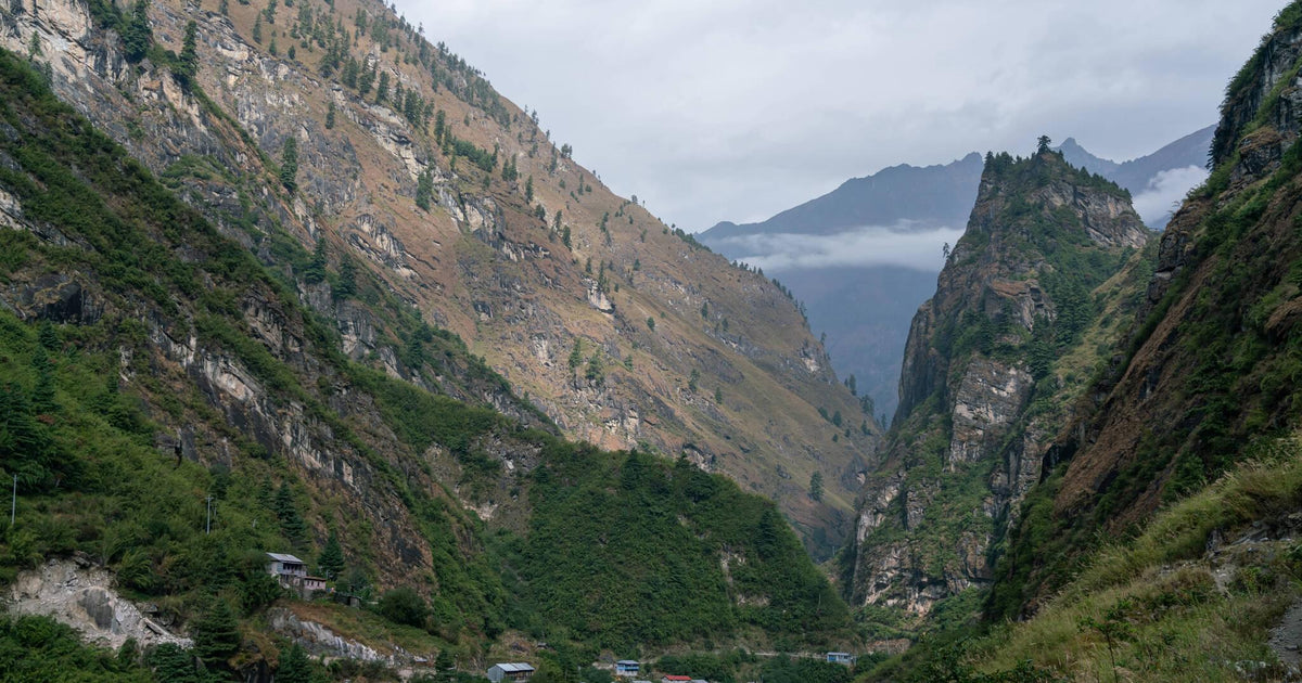 489 photos of Himalayan Cliff Valley – Fotoref