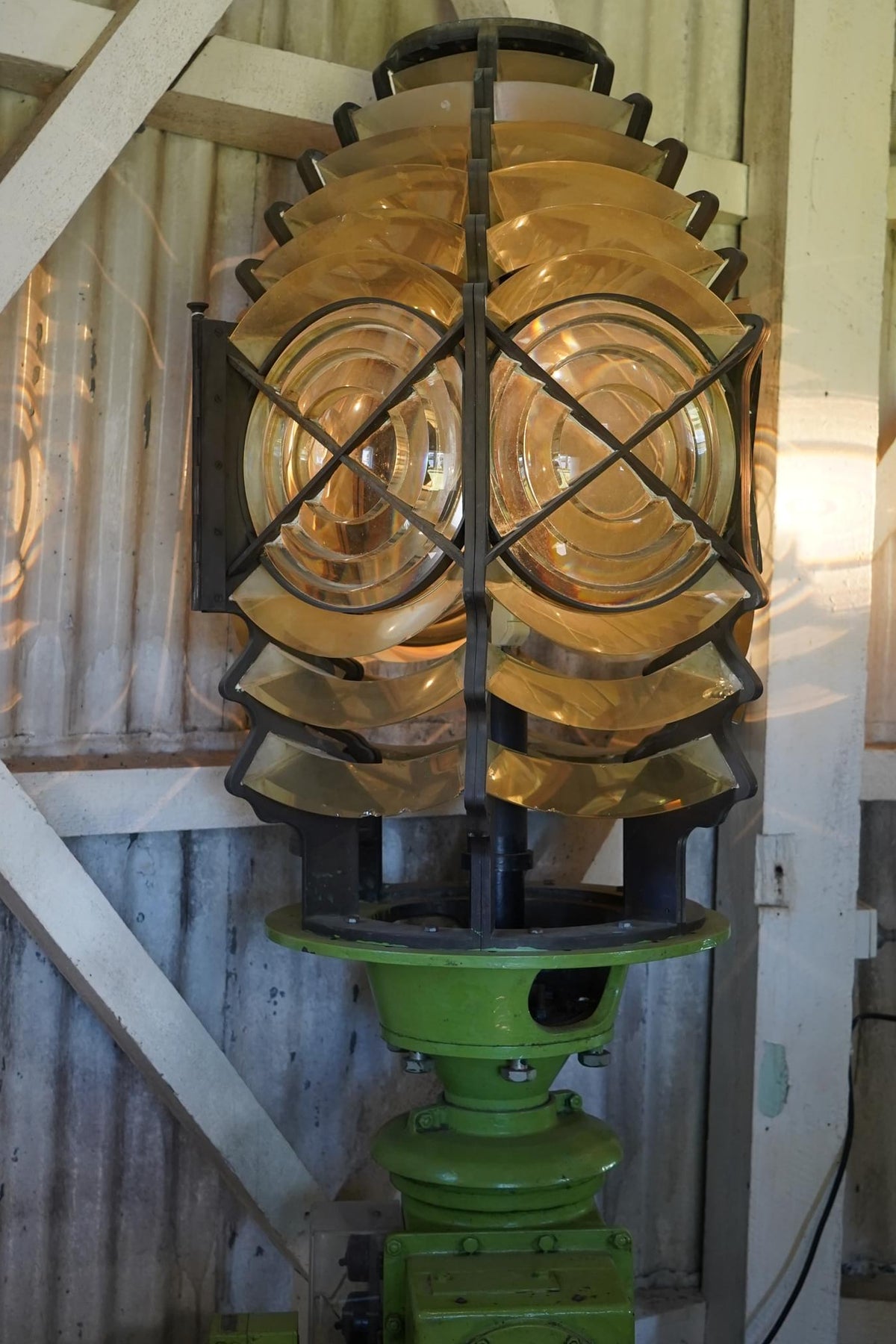 137 photos of Lighthouse Equipment – Fotoref
