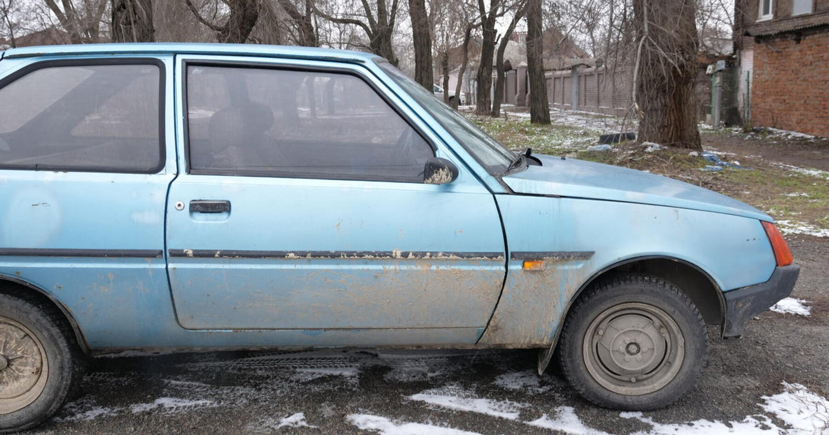 76 photos of Old Dirty Eastern European Car – Fotoref