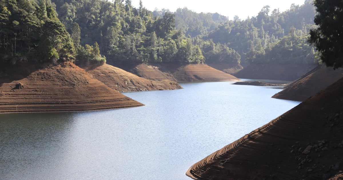 438 photos of Full and Dried Dam – Fotoref