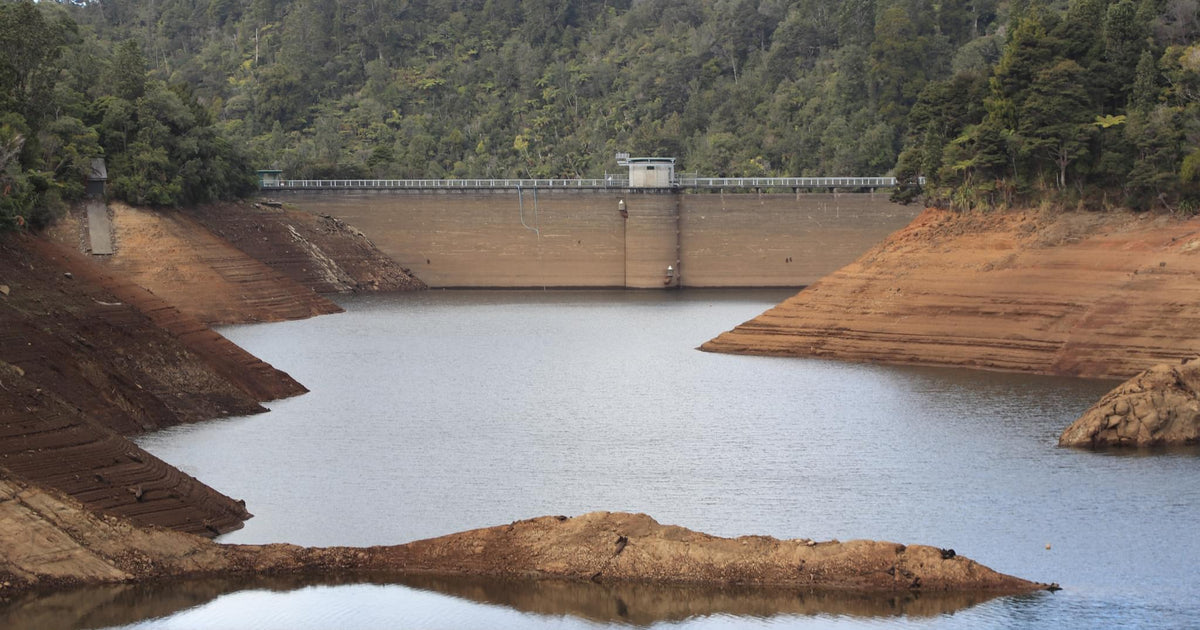 438 photos of Full and Dried Dam – Fotoref