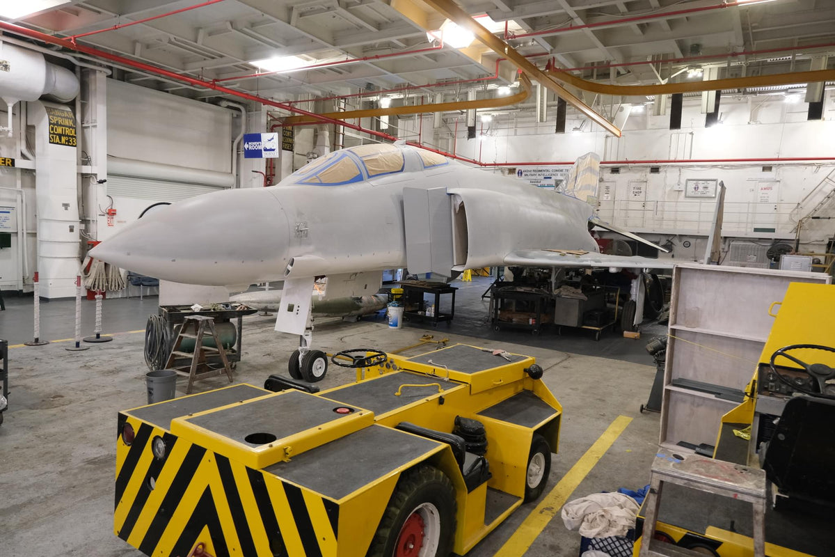 327 photos of USS Hornet Aircraft Carrier Interior – Fotoref
