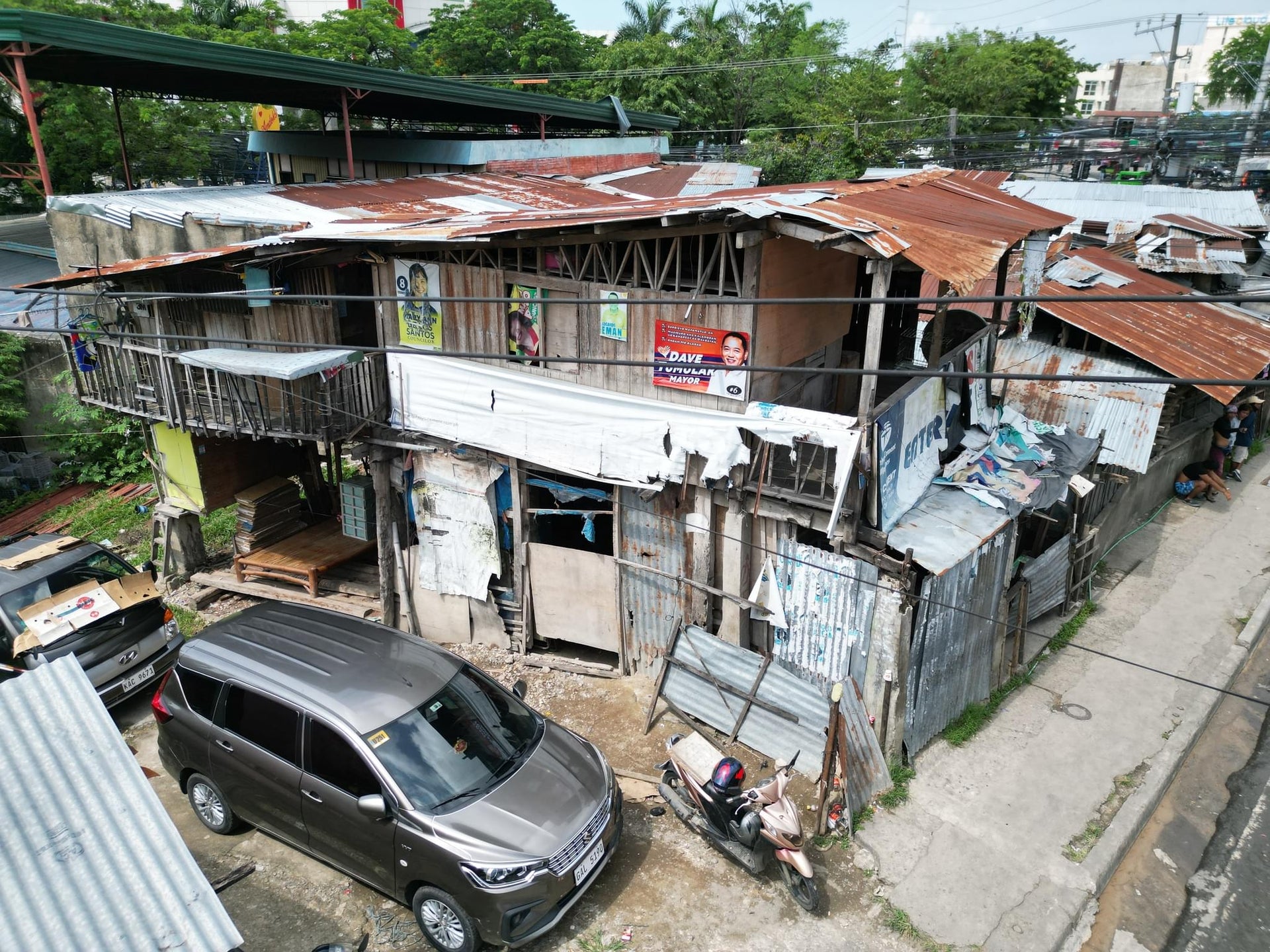 122 photos of Wooden Slum House with Corrugated Roof – Fotoref