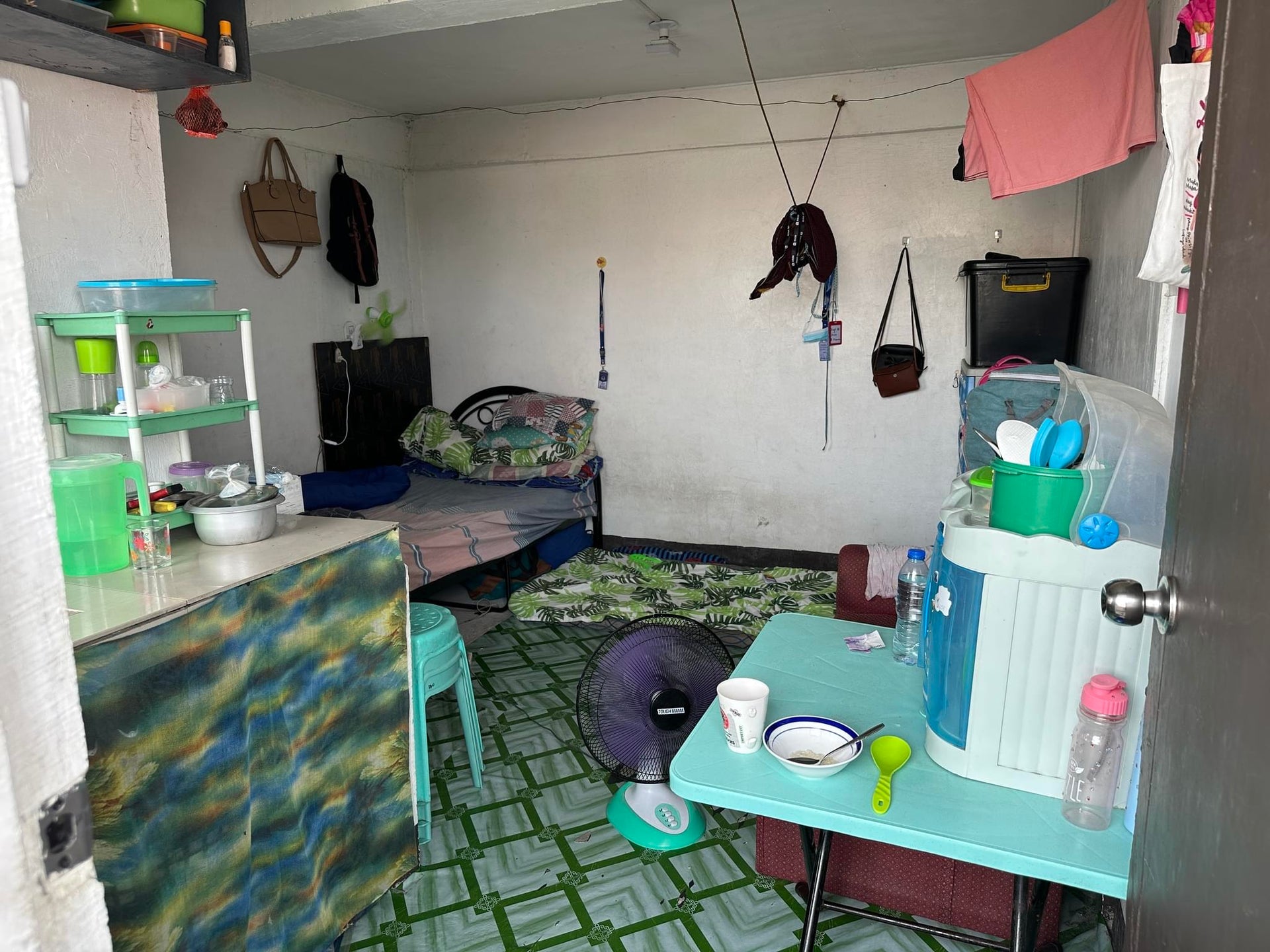 238 photos of Philippino Slum Dormitory Exterior and Interior – Fotoref
