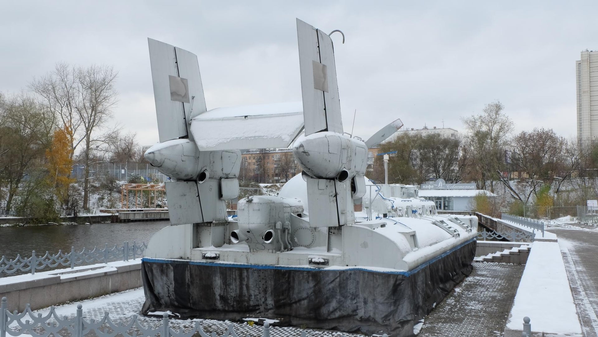 121 photos of Soviet Hovercraft Skat – Fotoref